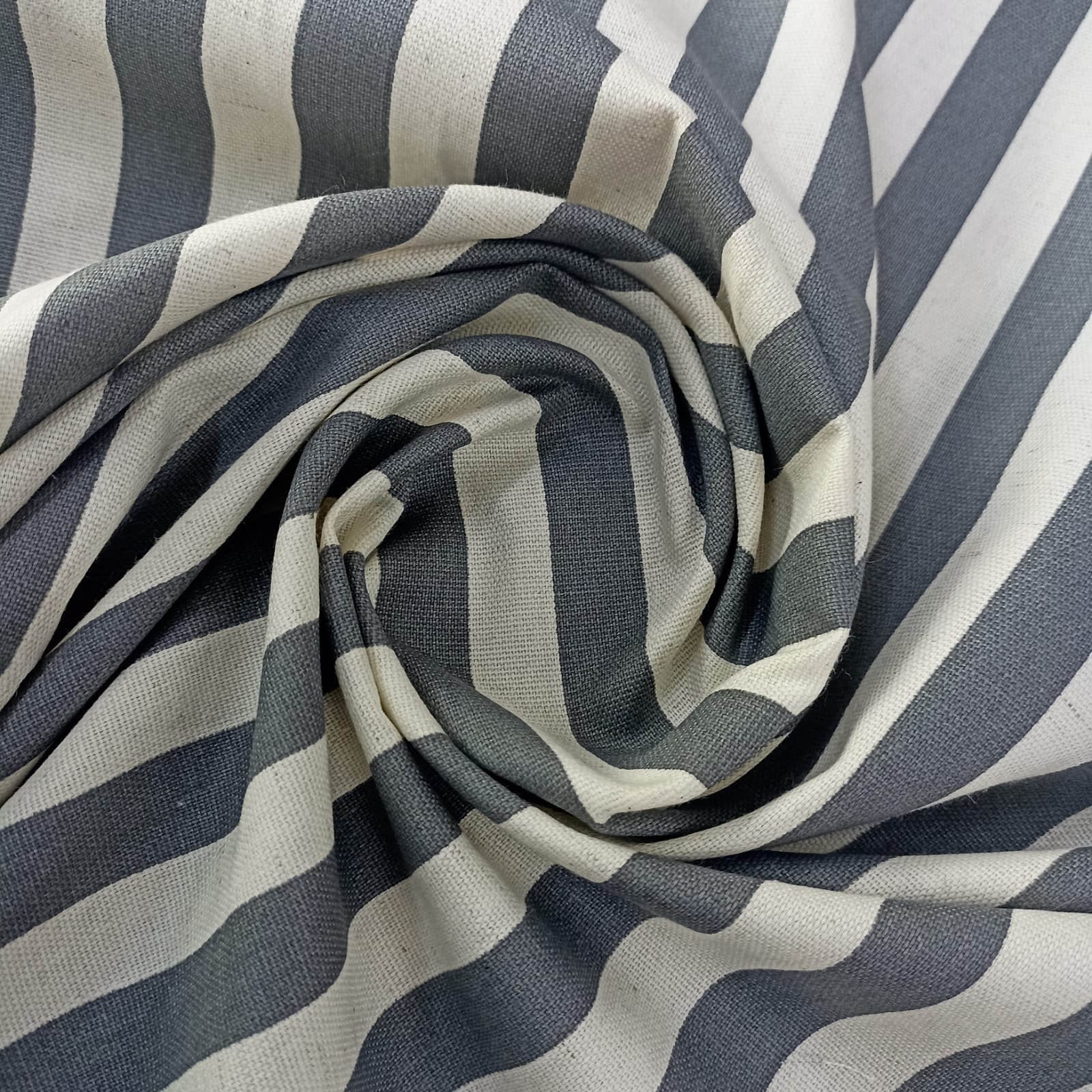 Linho Panama Listrado Cinza - Marantex Tecidos