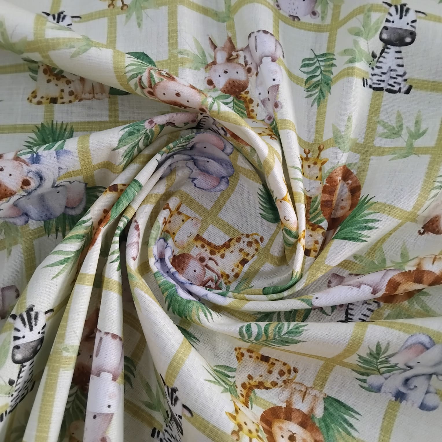 Tecido tricoline lisa e estampada 100% algodão