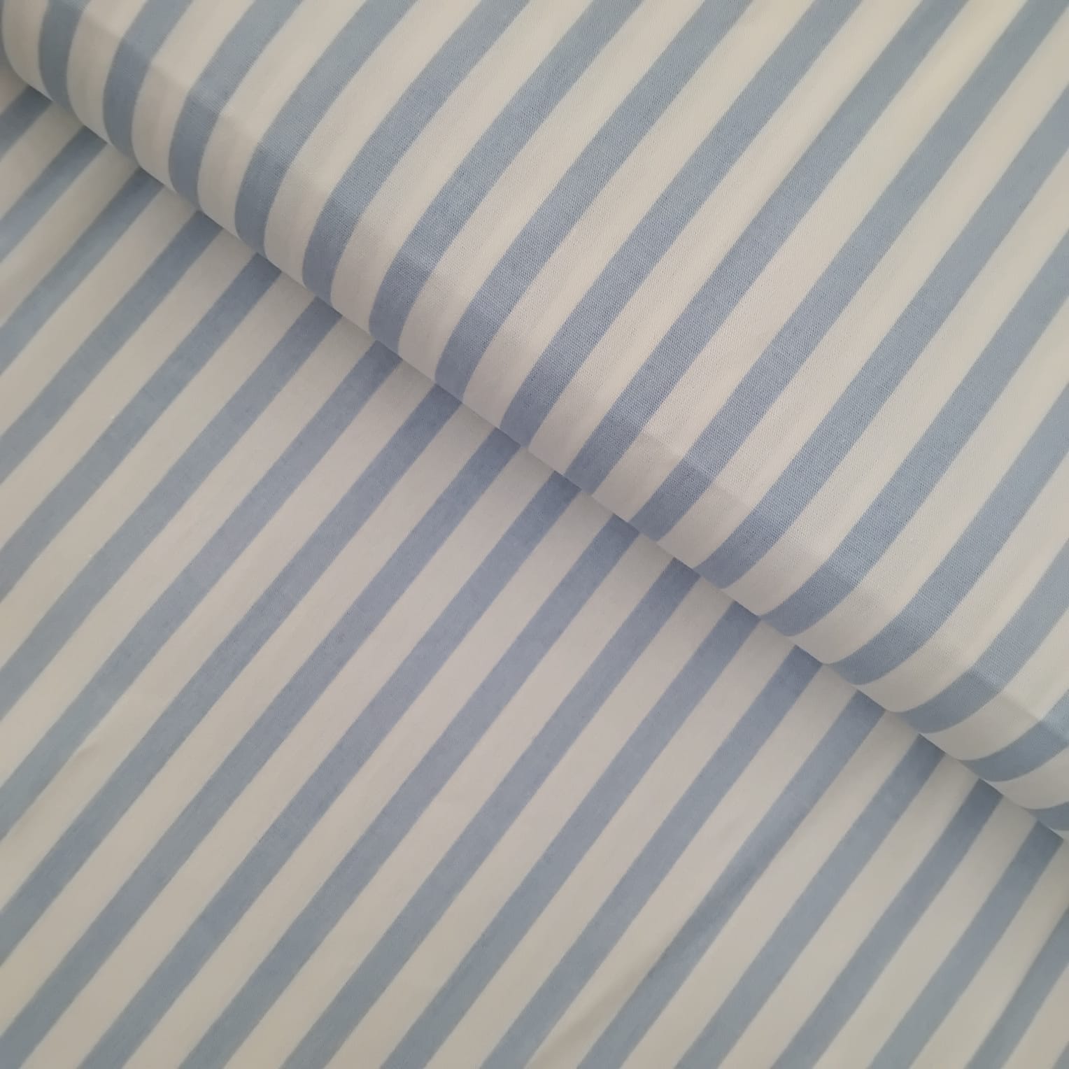 Tricoline Listrado Azul BB - Marantex Tecidos